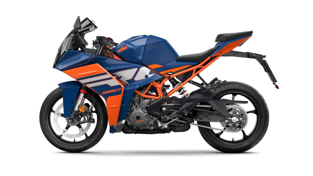 KTM RC 390 2024 - Two Wheels Motorcycles